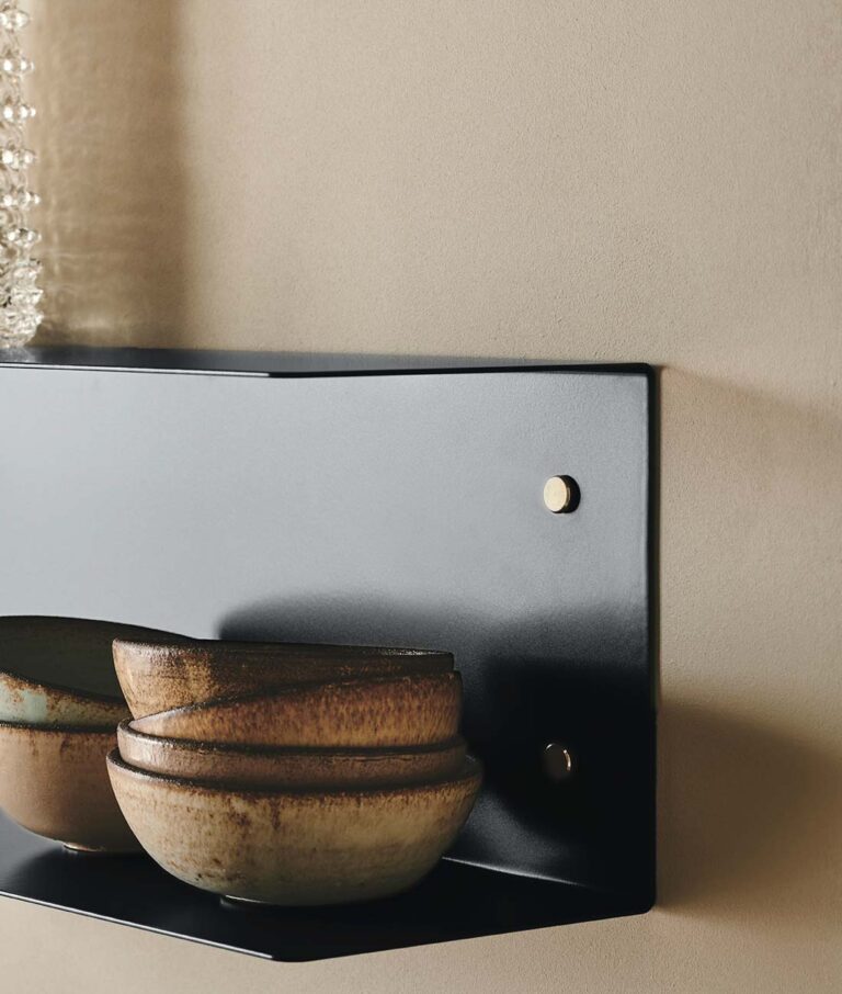 DETAIL metal hylde i sort - 40 cm - MOUD Home